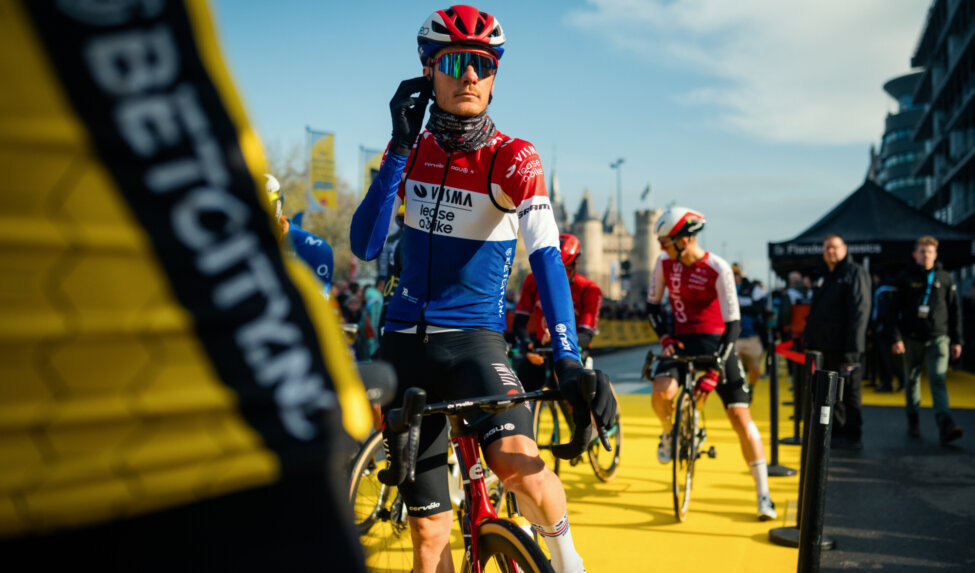 Team Visma | Lease a Bike | Stay Home Stories: Jonas Vingegaard